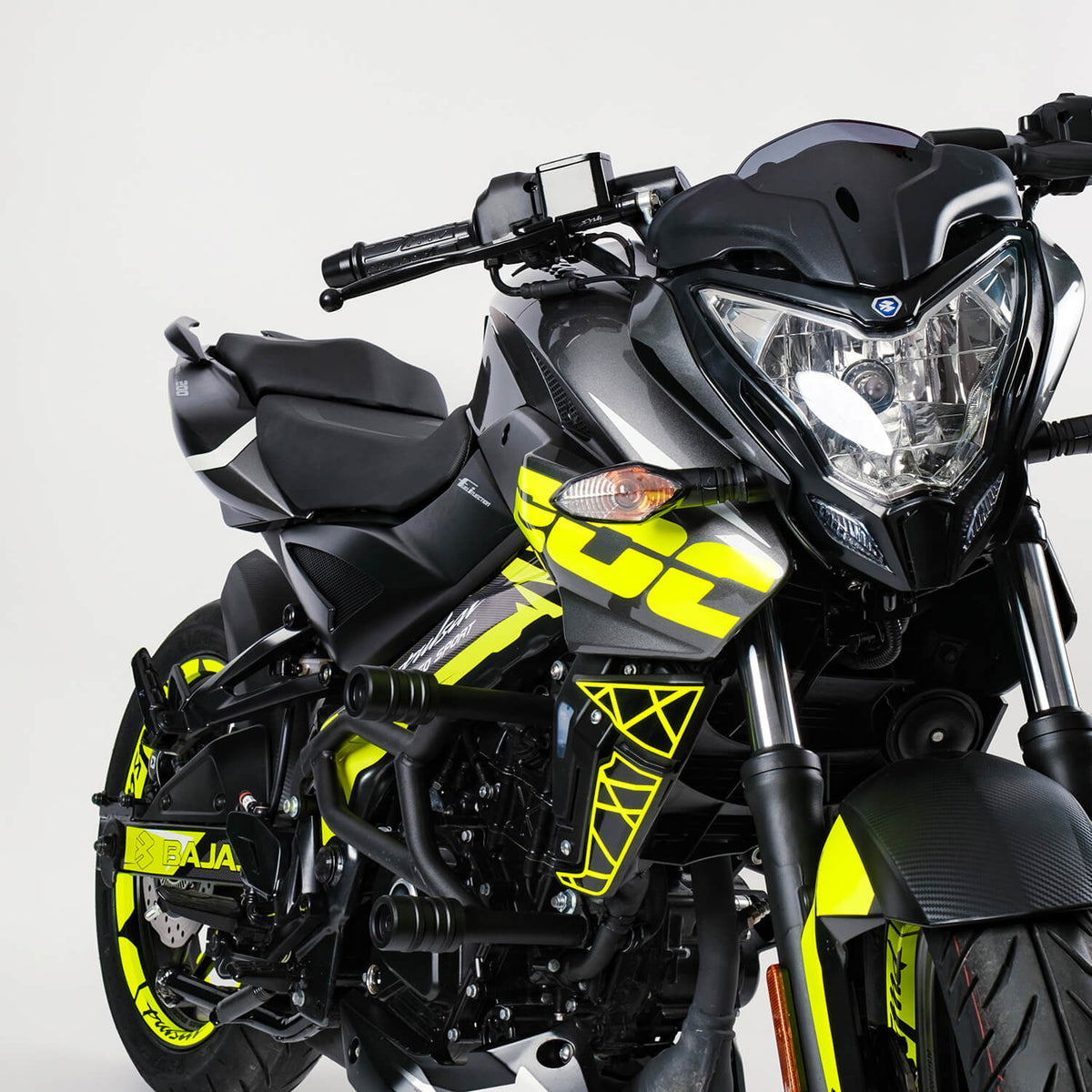 Bajaj Pulsar NS 200 Full Sticker Seti